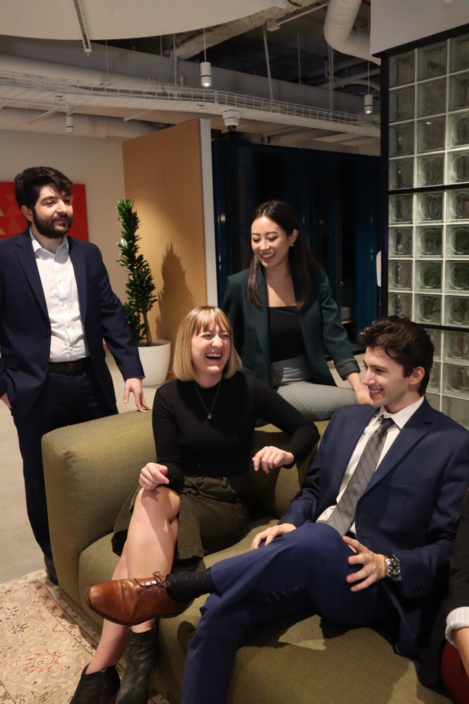 6 Ideas on How to Get Into Luxury Real Estate