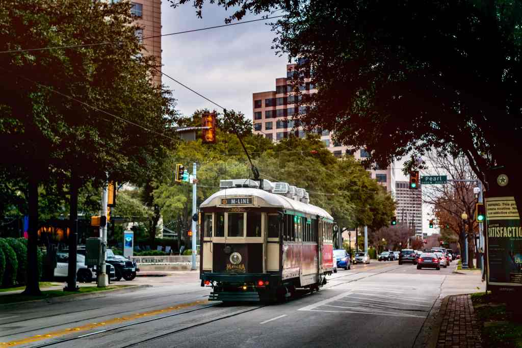 Is Dallas a Good Place to Live? The Pros & Cons Of Life In Dallas