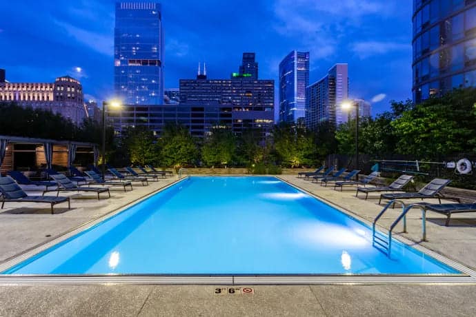6 Luxury Apartments for Rent in River North, Chicago