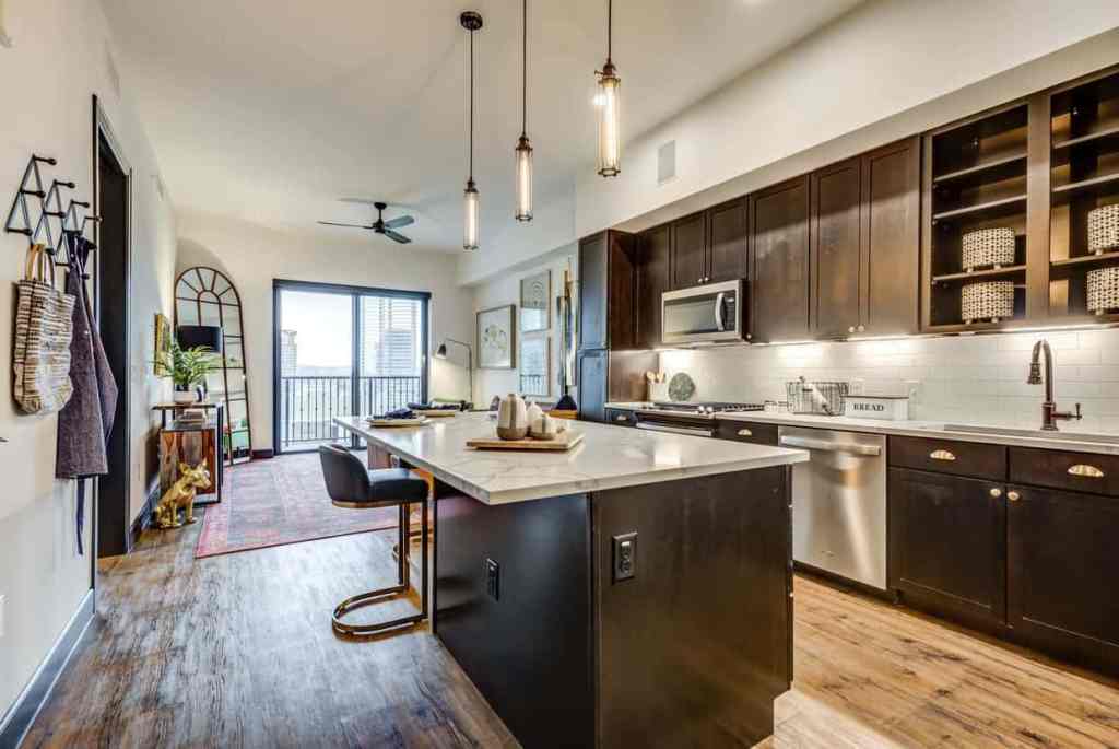 Tour the 4 Best Penthouses in Austin with AptAmigo