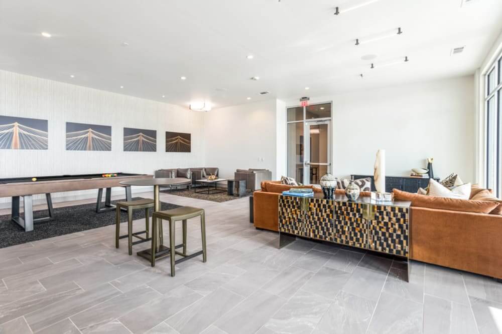 4 Best Rooftop Pools in Dallas